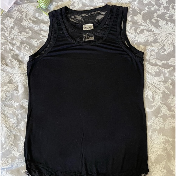 Vocal | Tops | Vocal 8s Style Tank Size L | Poshmark